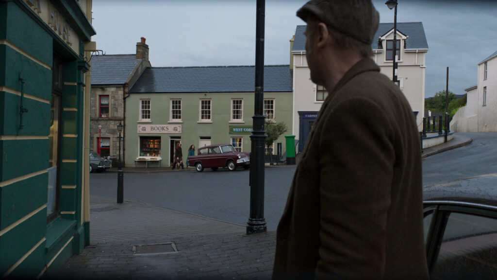 In the Land of Saints and Sinners - benuts